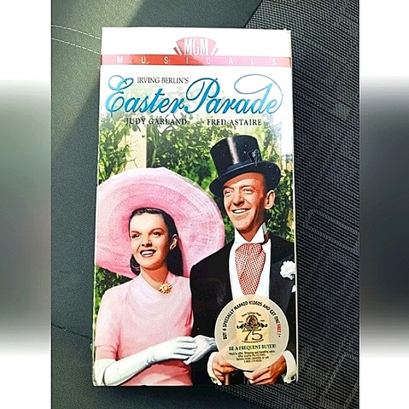 Other | Irving Berlins Easter Parade Vhs Sealed Judy Garland Fred ...
